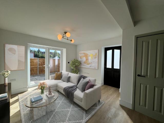 1 bedroom ground flat to rent