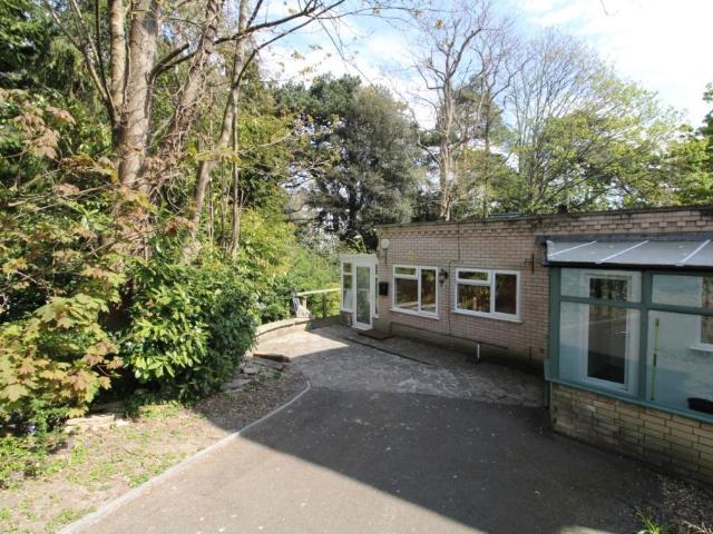 1 bedroom ground flat to rent