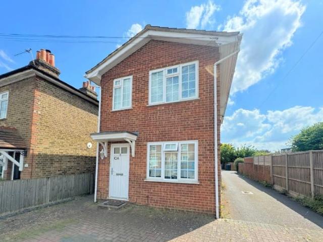 1 bedroom ground flat to rent