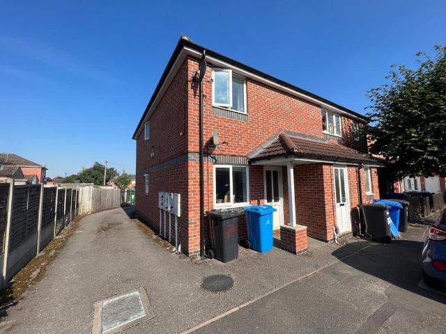 1 bedroom ground flat to rent