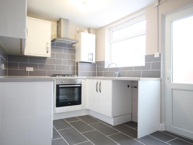 1 bedroom ground flat to rent