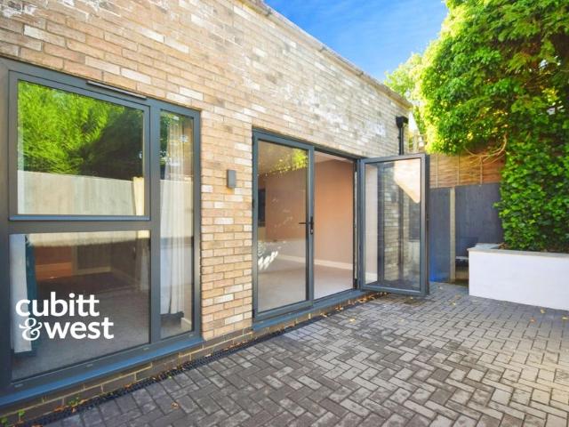 1 bedroom ground flat to rent