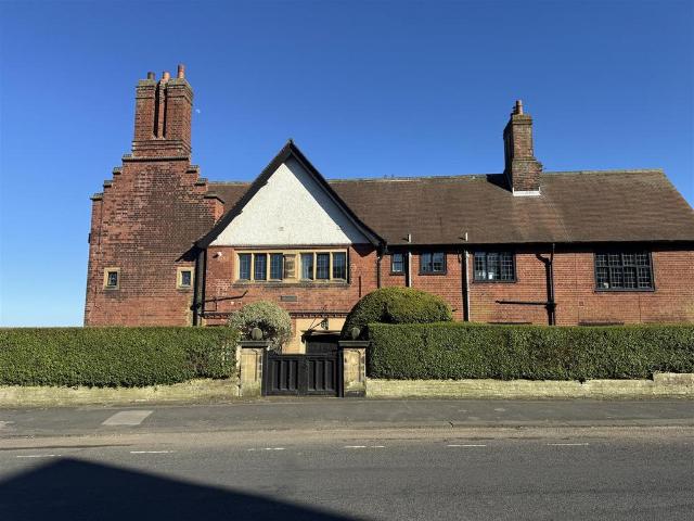 1 bedroom ground flat to rent