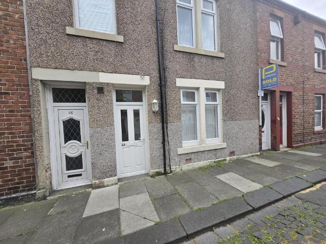 1 bedroom ground flat to rent