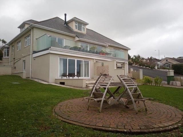 1 bedroom ground flat to rent