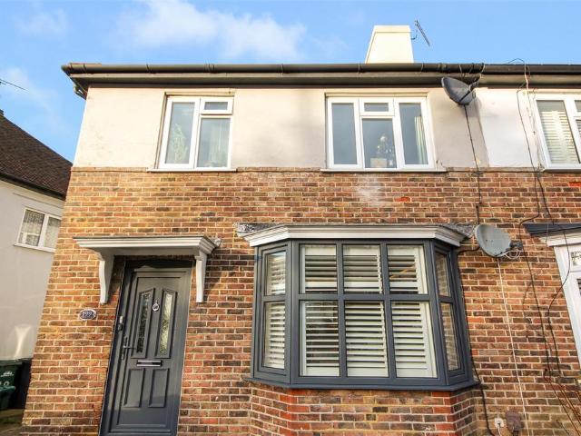1 bedroom ground flat to rent