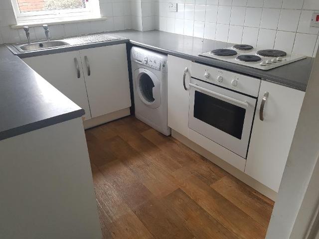 1 bedroom ground flat to rent