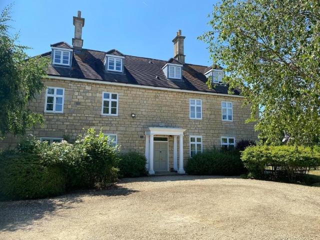 1 bedroom ground flat to rent