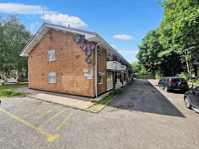 1 bedroom ground flat to rent