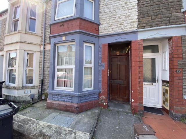 1 bedroom ground flat to rent