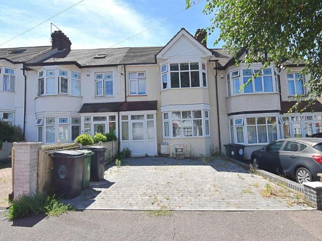 1 bedroom ground flat to rent