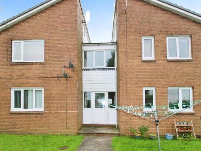 1 bedroom ground flat to rent