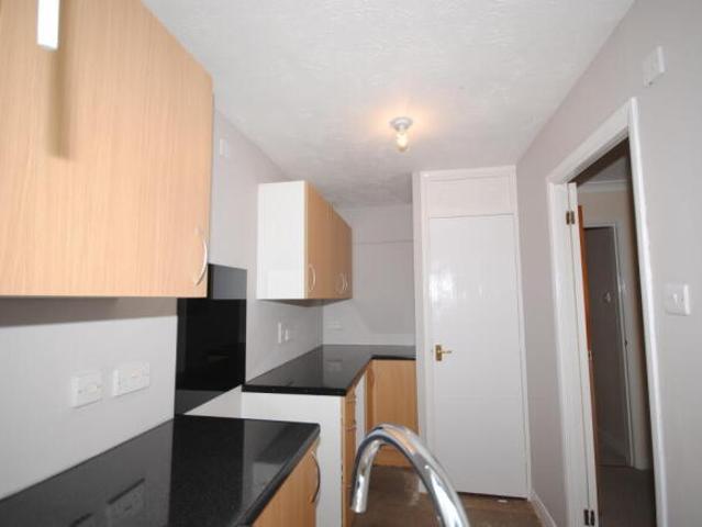 1 bedroom ground floor maisonette for rent in Canvey Walk, Springfield, Chelmsford, Essex, CM1