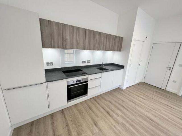1 bedroom ground floor maisonette for rent in Fairview House, Ashwood Way, RG23