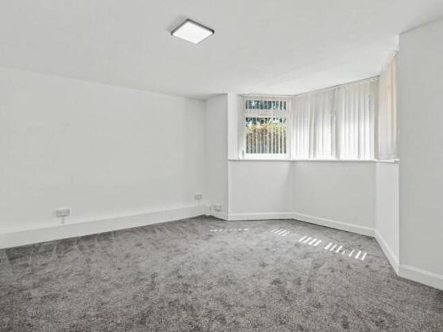 1 bedroom ground floor maisonette for rent in Kings Road, Chelmsford, CM1