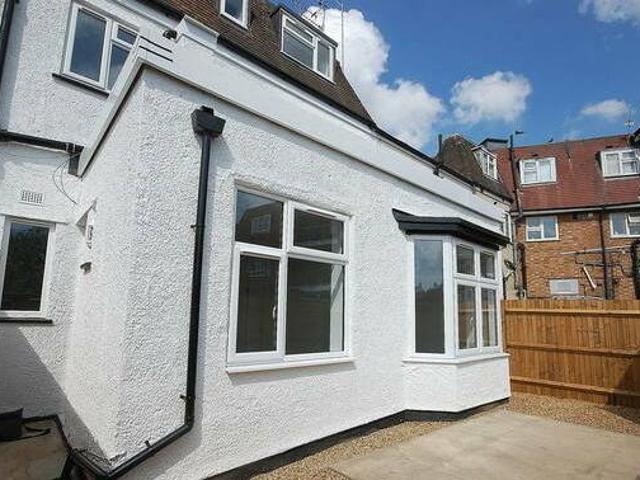 1 bedroom ground floor maisonette for rent in Short walk to Hatfield Business Park AL10