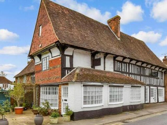 1 Bedroom Ground Floor Maisonette For Sale In Headcorn