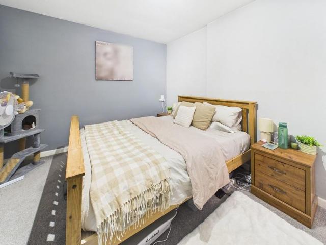 1 bedroom ground floor maisonette to rent