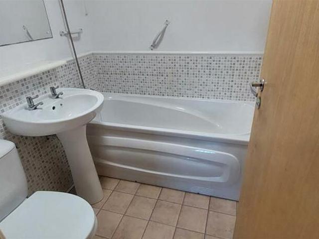 1 bedroom ground floor maisonette to rent