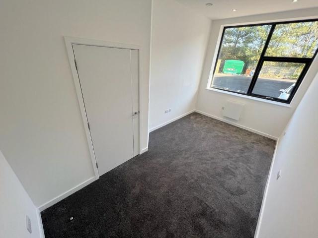 1 bedroom ground floor maisonette to rent
