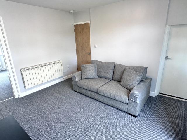 1 bedroom Ground Floor Flat