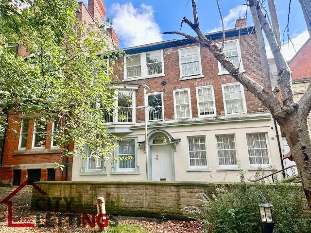 1 Bedroom Ground Floor Flat