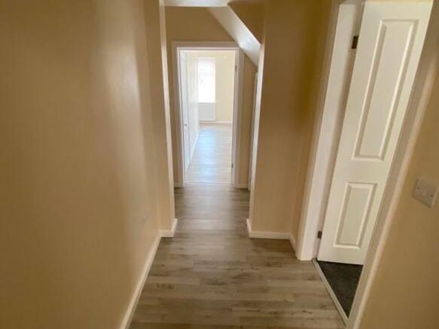 1 bedroom ground floor flat for rent in Cottingley Road, Bradford, West Yorkshire, BD15