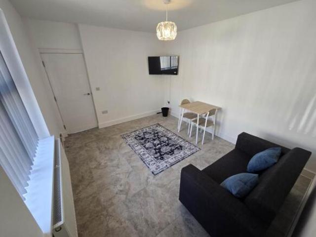 1 bedroom ground floor flat for rent in Cogan Terrace, Cathays, CF24
