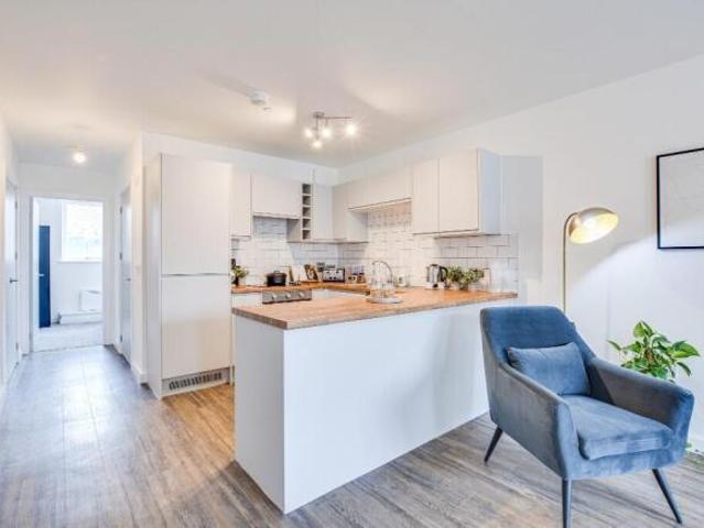 1 bedroom ground floor flat for rent in Clarence Road, Manchester, Greater Manchester, M13
