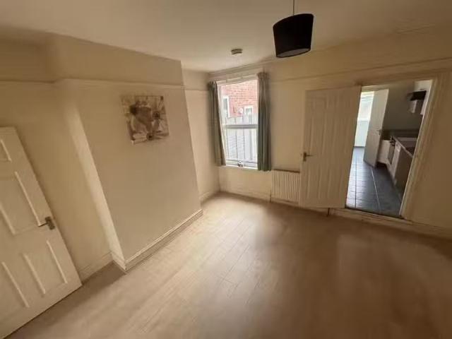 1 bedroom ground floor flat for rent in Brays Lane, Stoke, Cov.