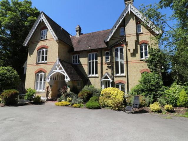 1 bedroom ground floor flat for rent in Broadwater Down, TUNBRIDGE WELLS, TN2
