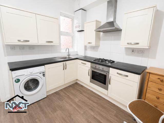 1 bedroom ground floor flat for rent in Broad Lane, Tottenham, Haringey, London, N15