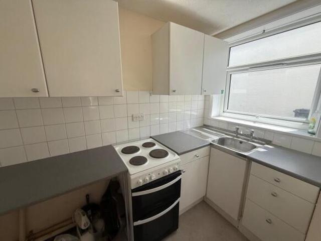 1 bedroom ground floor flat for rent in Grafton Road, Worthing, BN11