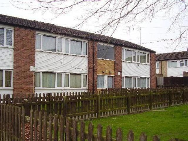 1 bedroom ground floor flat for rent in Guildford Close Chester Cheshire CH4