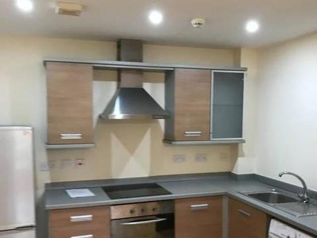 1 bedroom ground floor flat for rent in Eccles Fold Manchester Greater Manchester M30