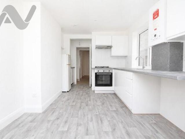 1 bedroom ground floor flat for rent in Fairfax Road, Hornsey, London, N8 0NJ, N8