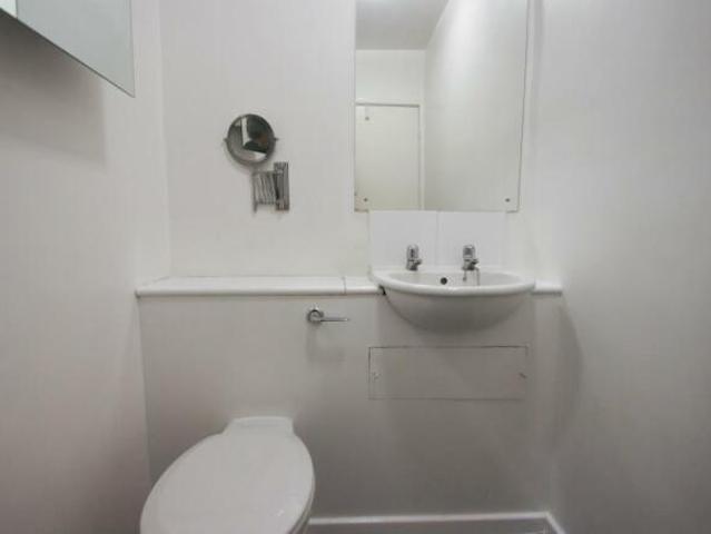 1 bedroom ground floor flat for rent in Flat 2 Berkeley Court, North Sherwood Street, Nottingham, NG1 4EF, NG1