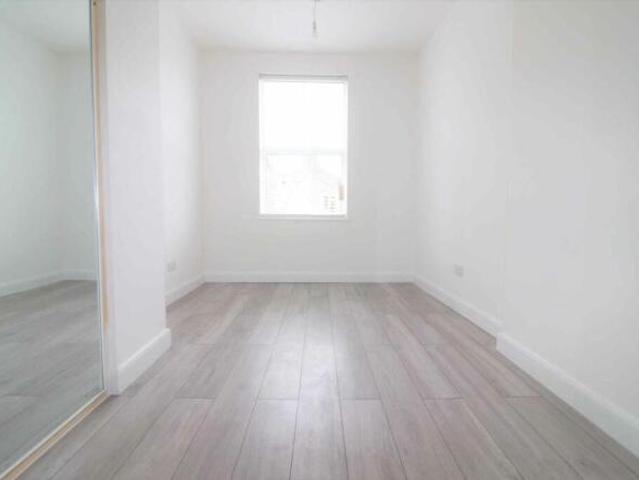 1 bedroom ground floor flat for rent in Kent House Road, Sydenham, SE26