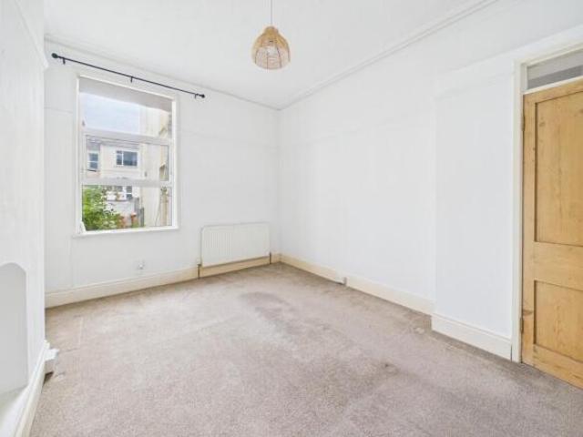 1 bedroom ground floor flat for rent in Hamilton Gardens, Mutley, Plymouth, PL4