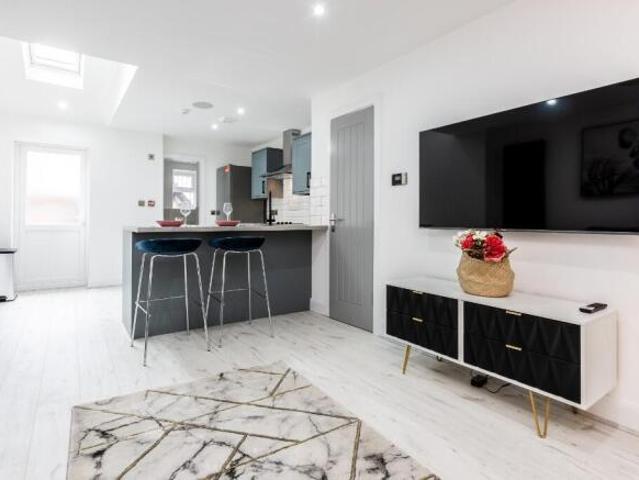 1 bedroom ground floor flat for rent in Hartington Road, Liverpool, Merseyside, L8
