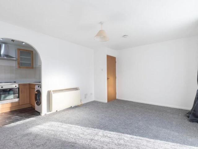 1 bedroom ground floor flat for rent in Old Station Drive, Cheltenham GL53 0DD, GL53