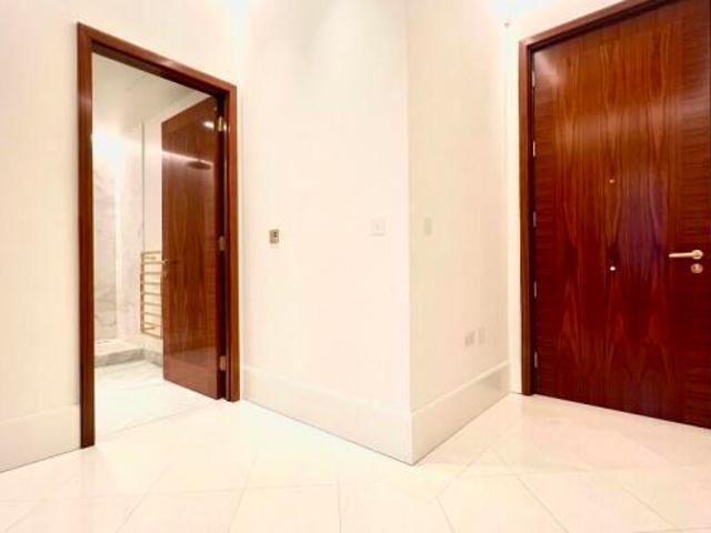 1 bedroom ground floor flat for rent in Lancer Square, London, W8