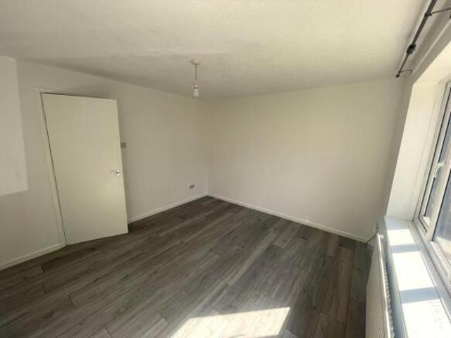 1 bedroom ground floor flat for rent in Mayer Gardens, Shenley Lodge, Milton Keynes, MK5