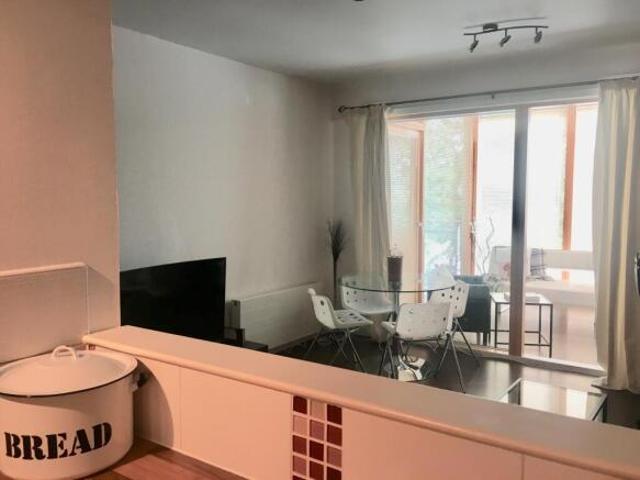 1 bedroom ground floor flat for rent in Meadowside Quay Walk, Glasgow, City, G11