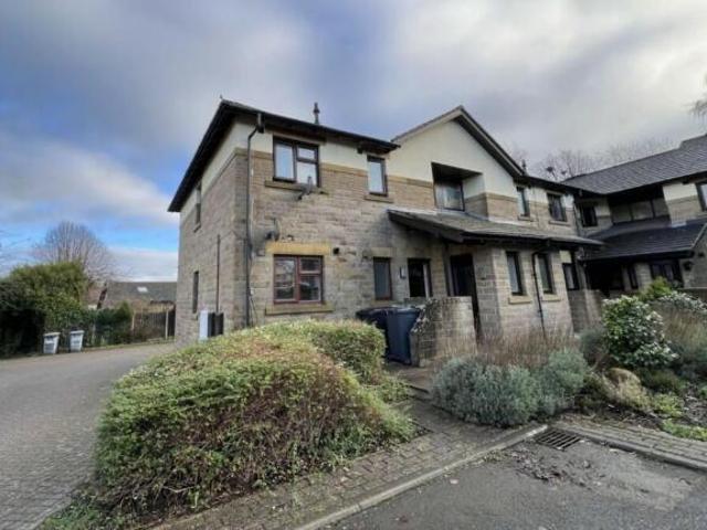 1 bedroom ground floor flat for rent in Spire Court, Huddersfield, HD1