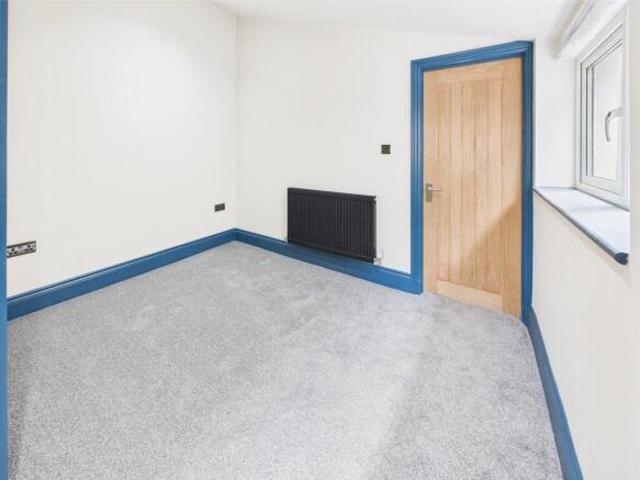 1 bedroom ground floor flat for rent in Paradise Road, Stoke, PL1