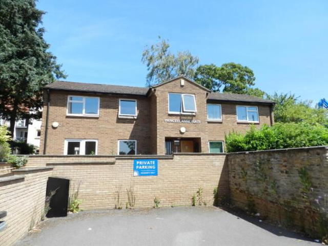 1 bedroom ground floor flat for rent in Princess Anne Building, Welford Road, Northampton, West Northamptonshire, NN2
