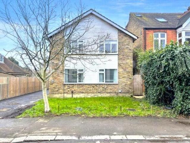 1 bedroom ground floor flat for rent in Queens Road, Wimbledon, SW19