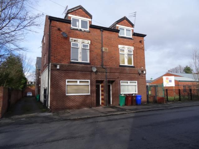 1 bedroom ground floor flat for rent in Royle Street, Manchester, M14