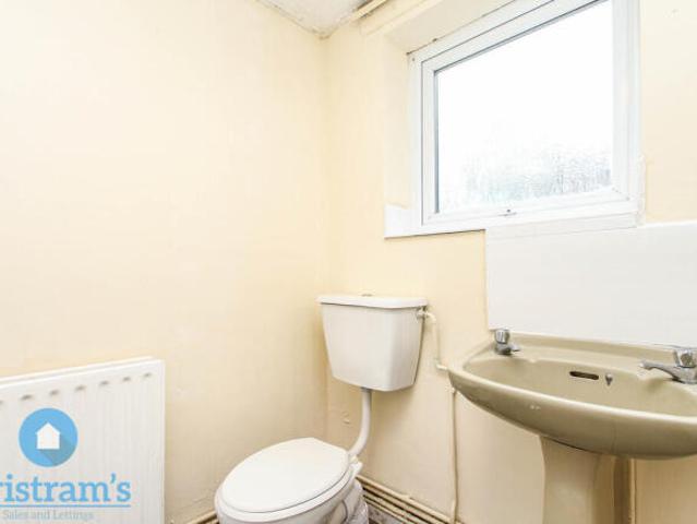 1 bedroom ground floor flat for rent in Radford Boulevard, Nottingham, NG7